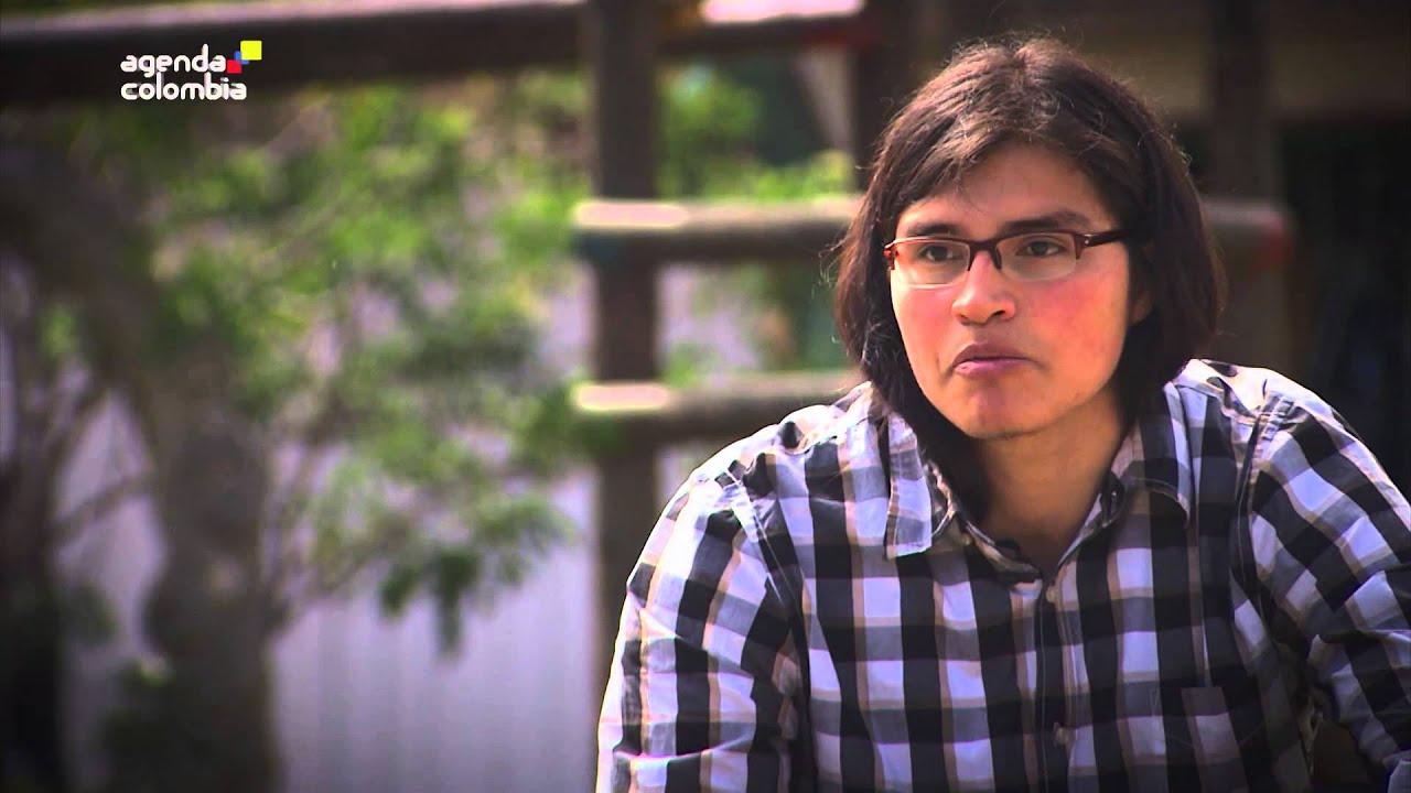 José Daniel Rojas, beneficiario 50.000 de Jóvenes en Acción - YouTube