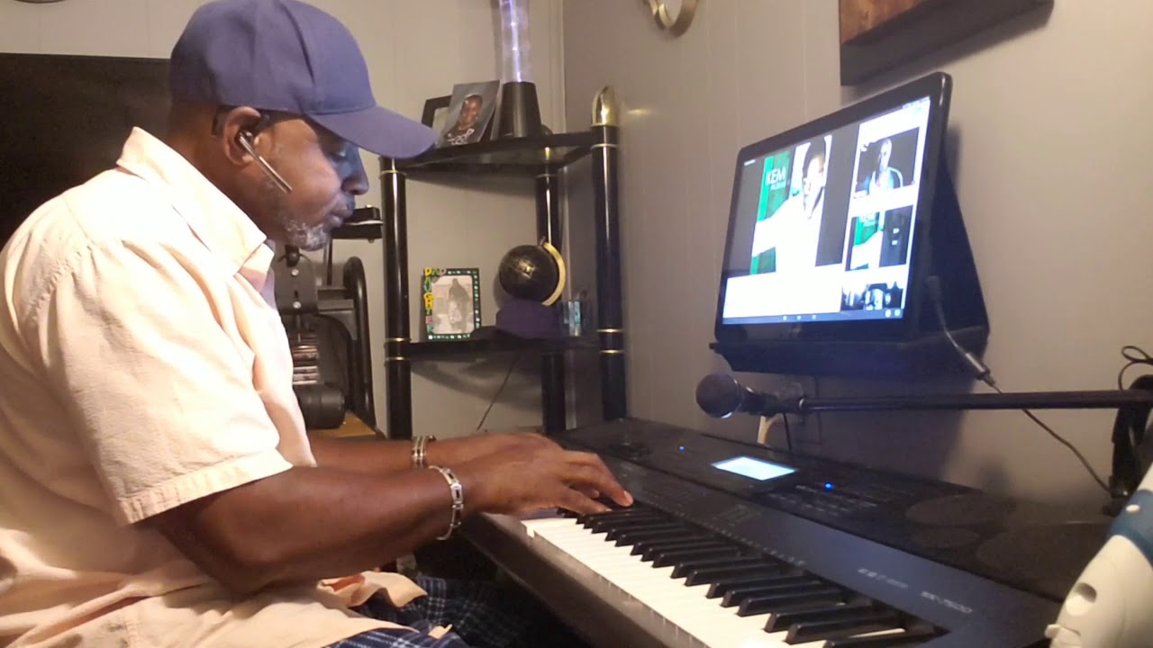 Playing Kem song i think about us..i can't loving you. - YouTube