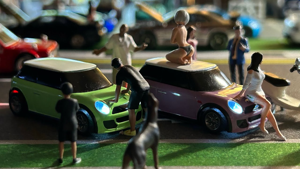 Smallest RC Cars on Hotwheels Diorama | Turboracing 1/76 Scale Cars ...