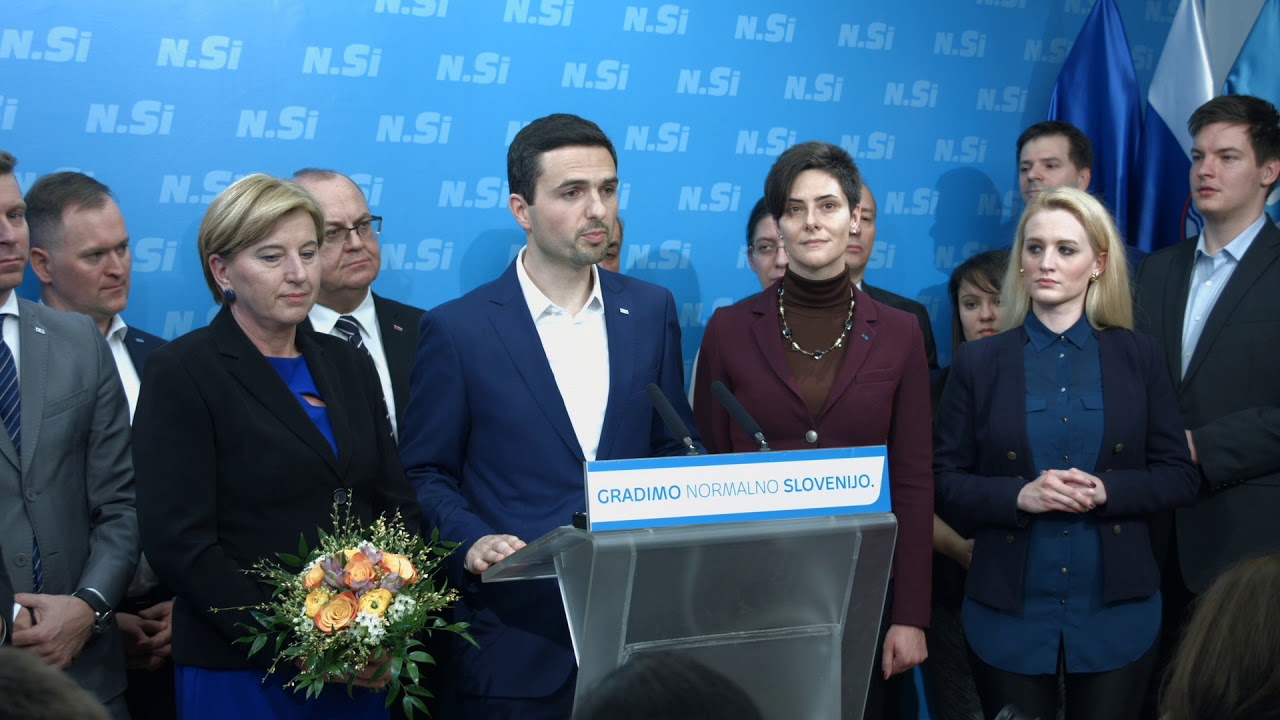 Novinarska konferenca Ljudmile Novak in Mateja Tonina o prihodnosti ...