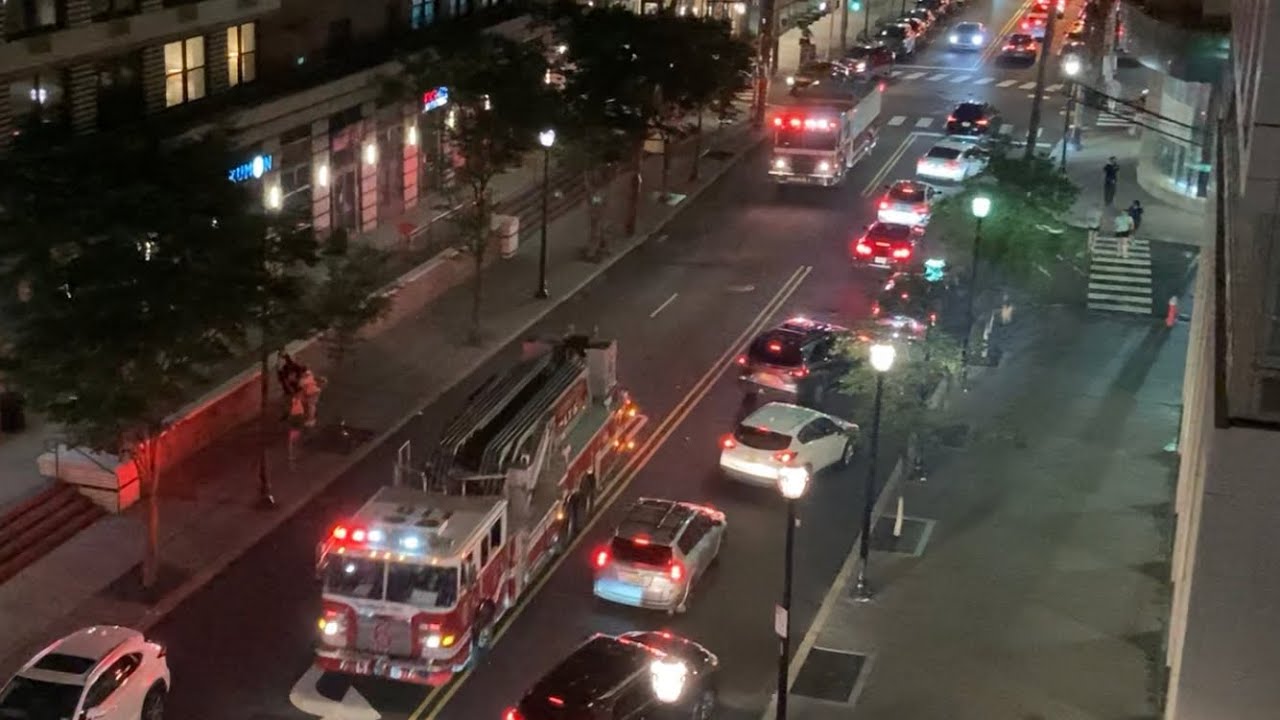 **Jersey City, New Jersey Tower Ladder 4 Rescue 1 Responding to the Box ...