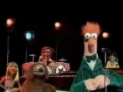 Beaker Sings Closer by NIN - YouTube