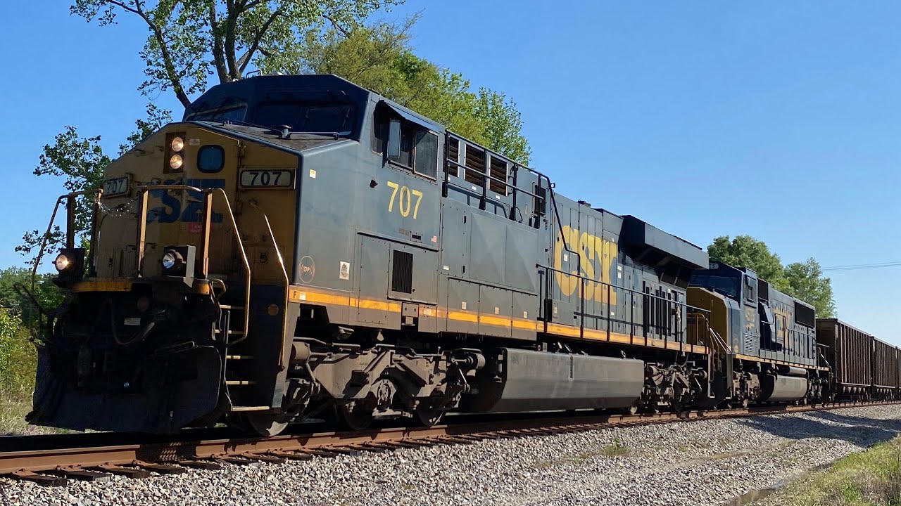 CSX 707 leads empty coal train CSX E904. 4-12-2025 - YouTube