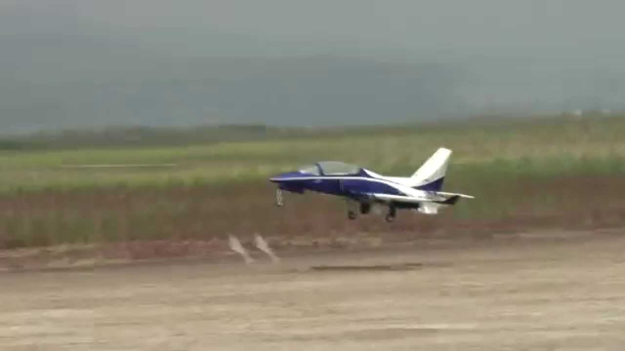 Skymaster 2m Viper Jet - YouTube