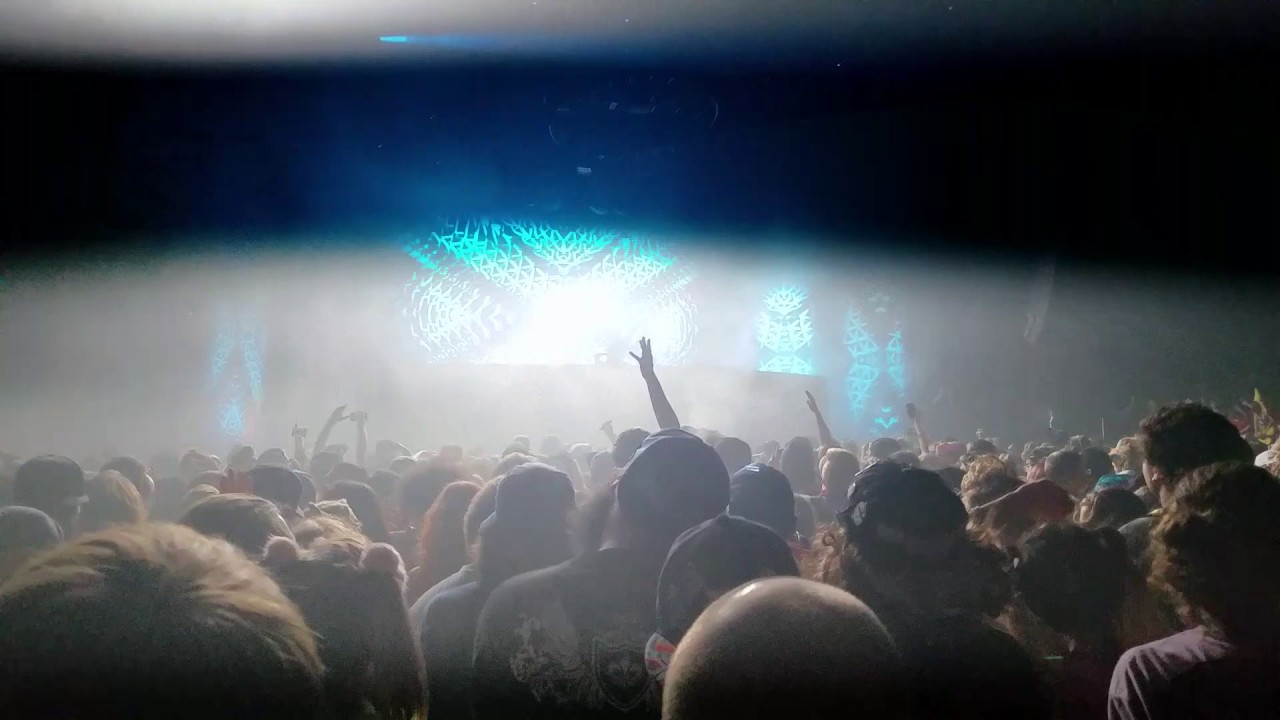 Bassnectar "buku - Front to the back" 10/29/2016 @ Deltaplex Arena ...