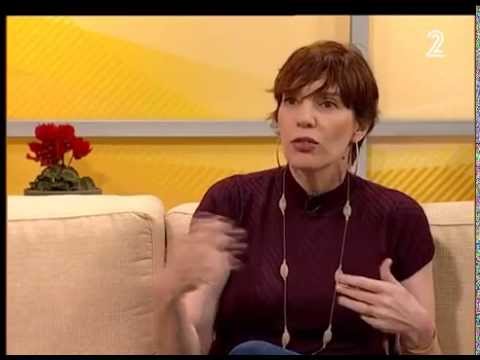 Yael Falk aka Yoola on "Yezira Mekomit" with Tal Man on channel 2 - YouTube