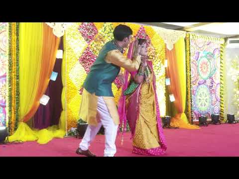 Rubayat sir & his wife dancing on holud 💛💛💛