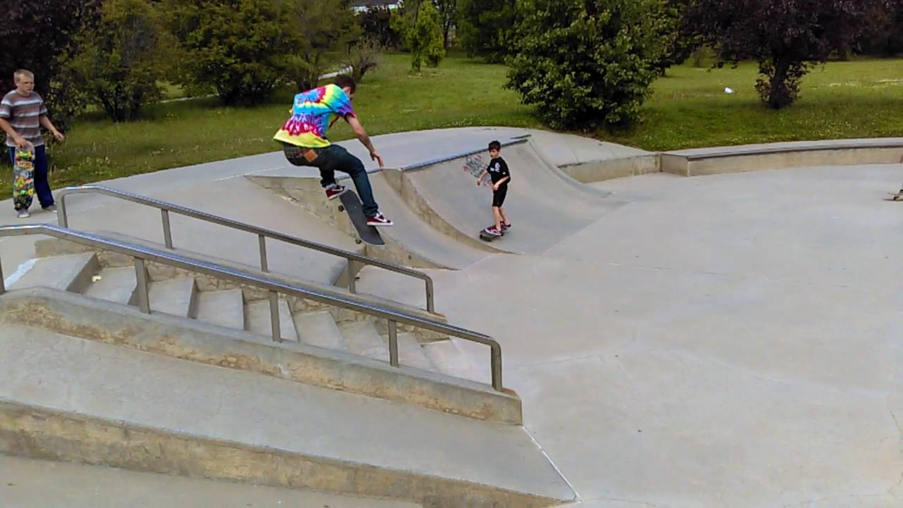 360 flip down a 8 stair! - YouTube