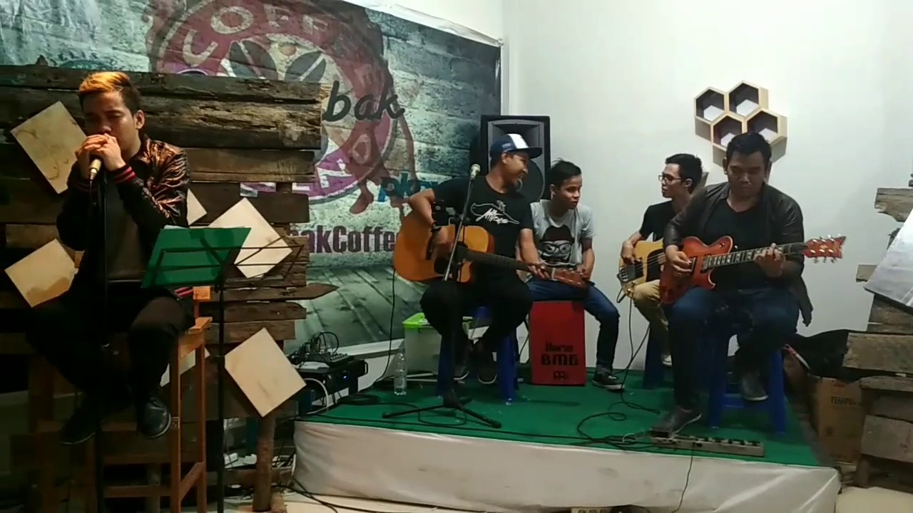 Evan Aksara - Perindu, Live Akustik At No Limit Cafe Kota Buntok ...