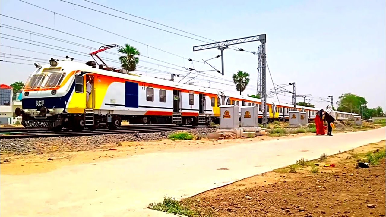 Musical Railway Track 🚛 Sounds || Melodious Trains Sounds || Indian ...