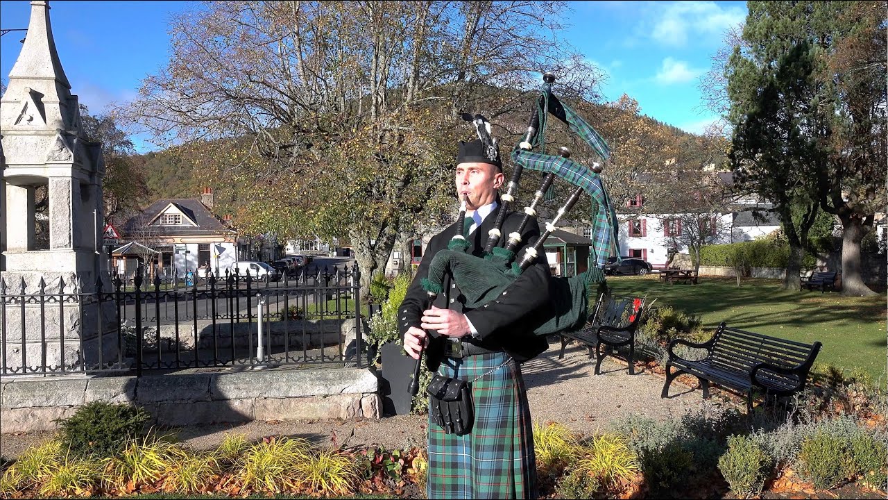 The Sleeping Tune played by Piper James Cooper on Ballater Green in ...
