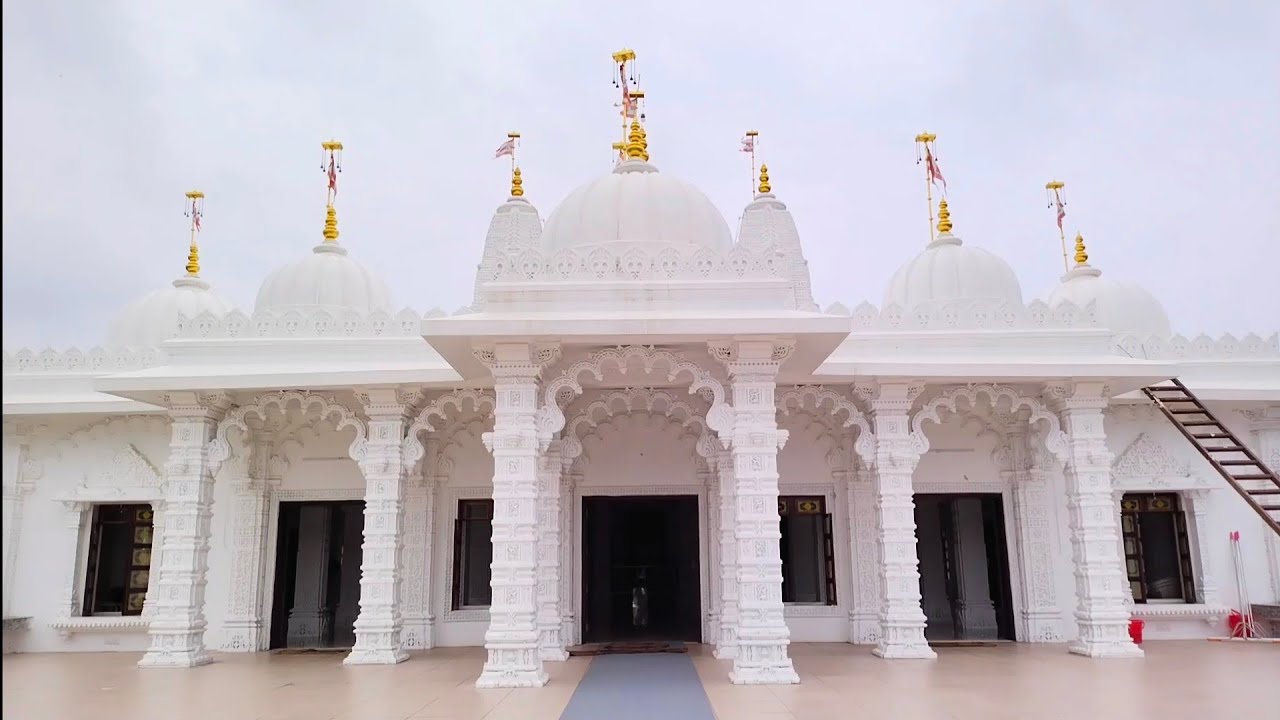 Dharampur Swaminarayan Temple - YouTube