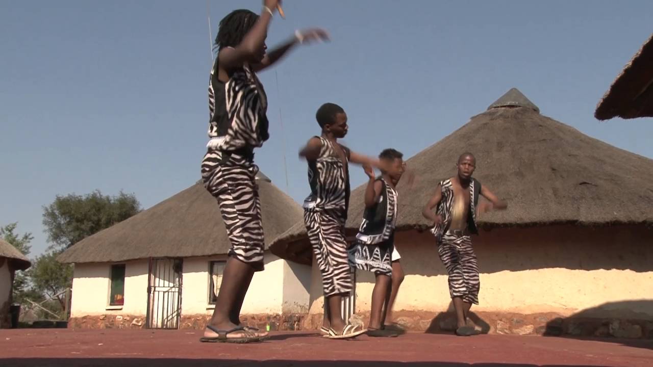 Amagcina Amahle - Esibayeni - YouTube