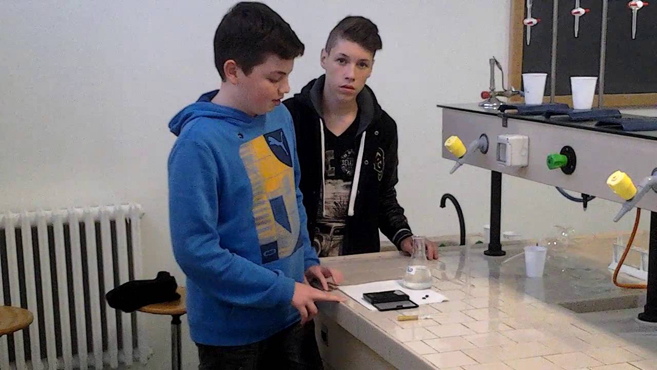 ITCG Fermi Tivoli "Densità solidi irregolari: sassi" - YouTube