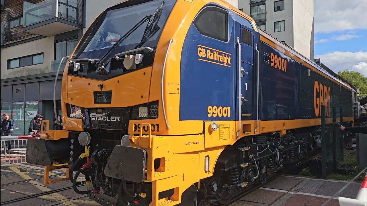 Train near lincoln central on 23th and 25th september 2025 (includes ...