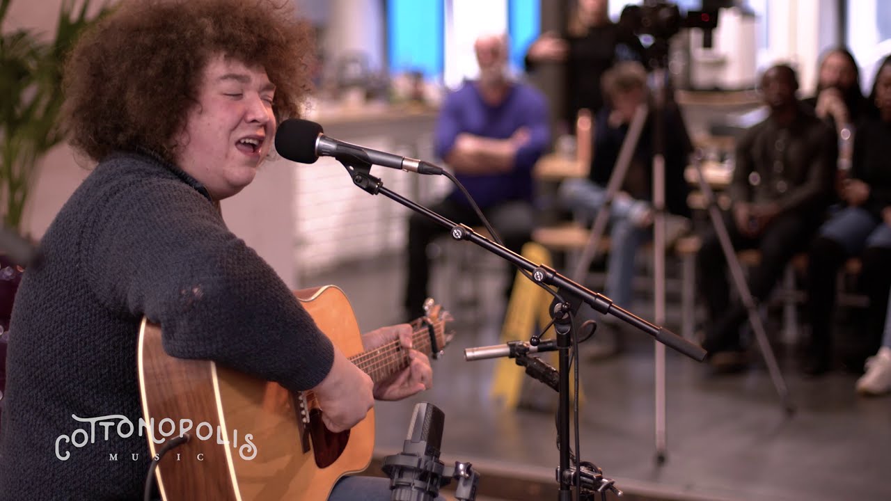 Jon Coley performs What's Going On by Marvin Gaye, live at Social Chain - Cottonopolis Music ...