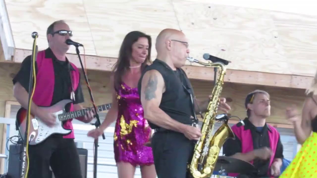 Gimme some lovin by Joey Arminio & "The Family" - YouTube