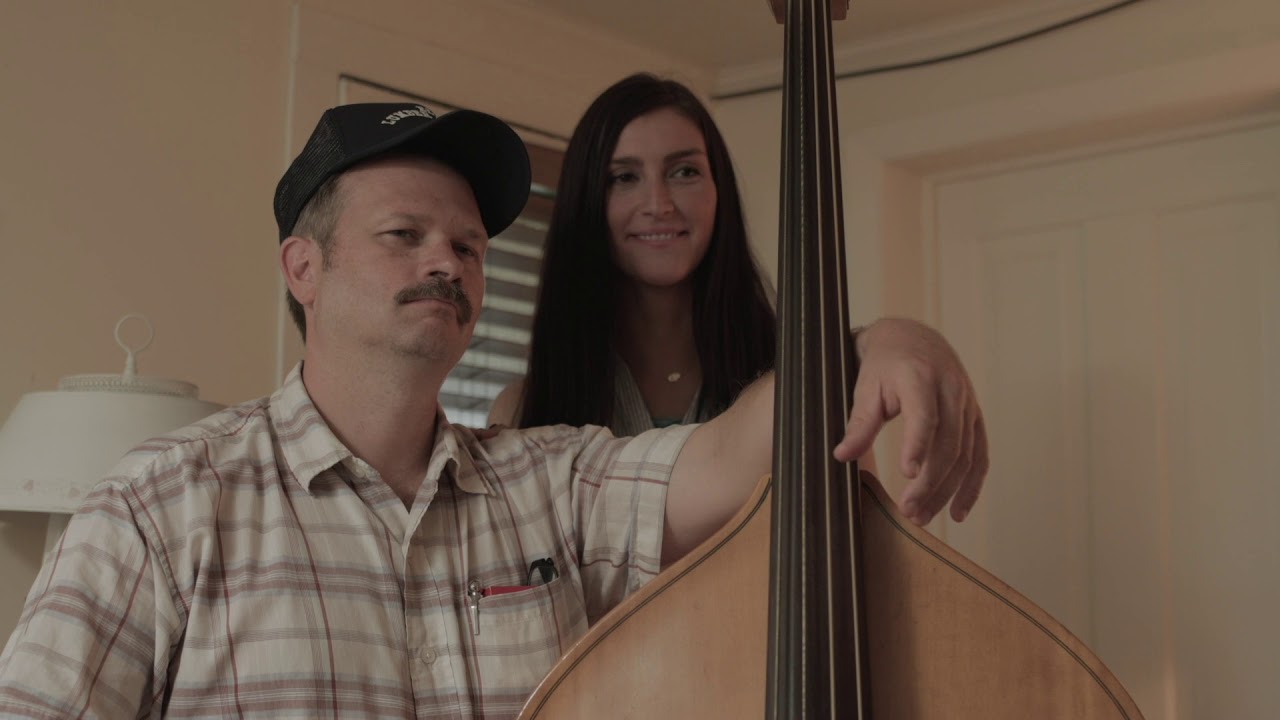 Dan Gellert plays Glory in the Meeting House - YouTube