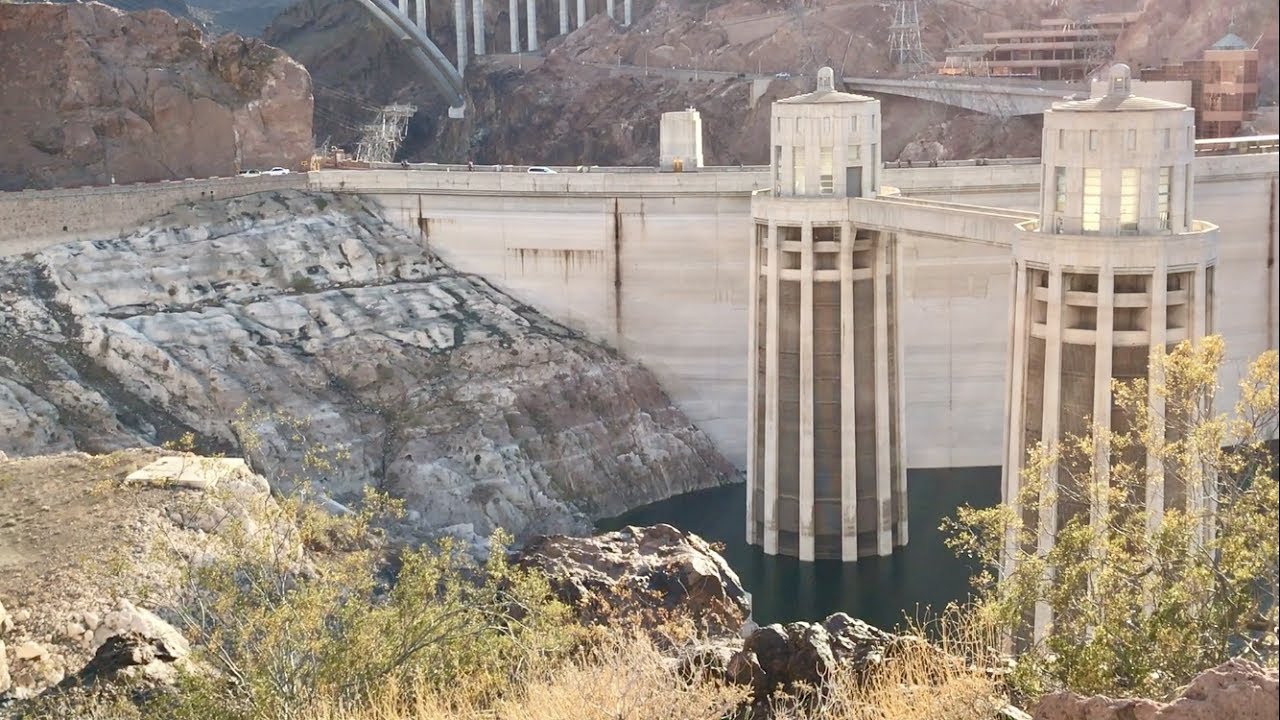 Hoover Dam TOILET FLUSHING RESULTS IN LOW WATER LEVEL - YouTube