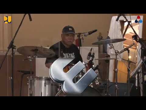 HIO - IWAN FALS feat MENTERI PUPR (Cover Video)