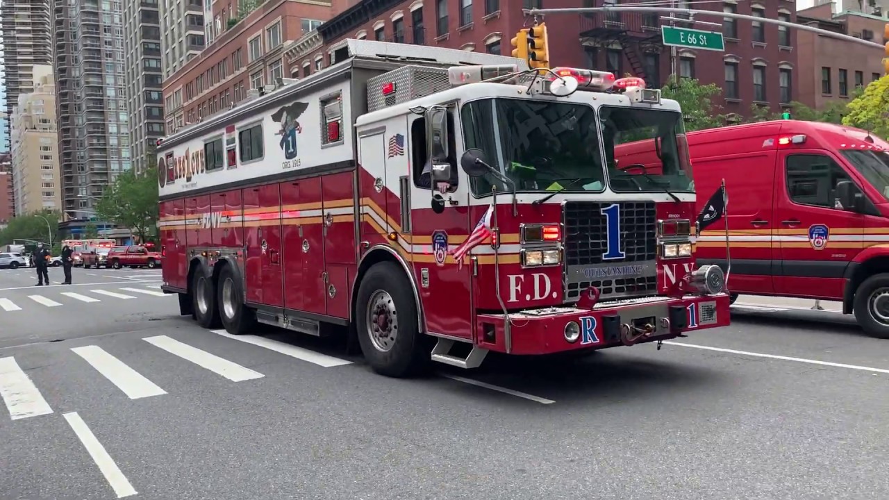 FDNY RESCUE 1 taking up from a 10-77 on the Upper East Side of ...