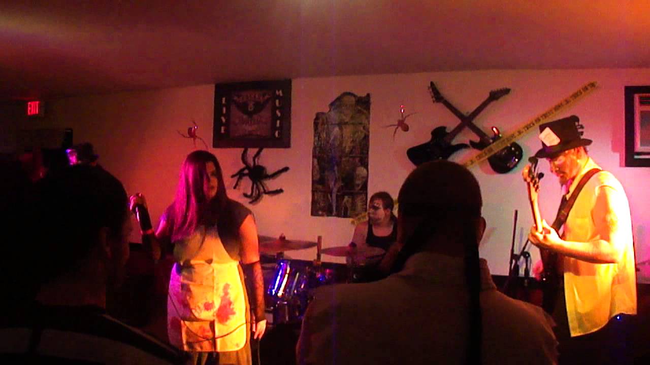 UnDead Messengers- Never Fall - YouTube