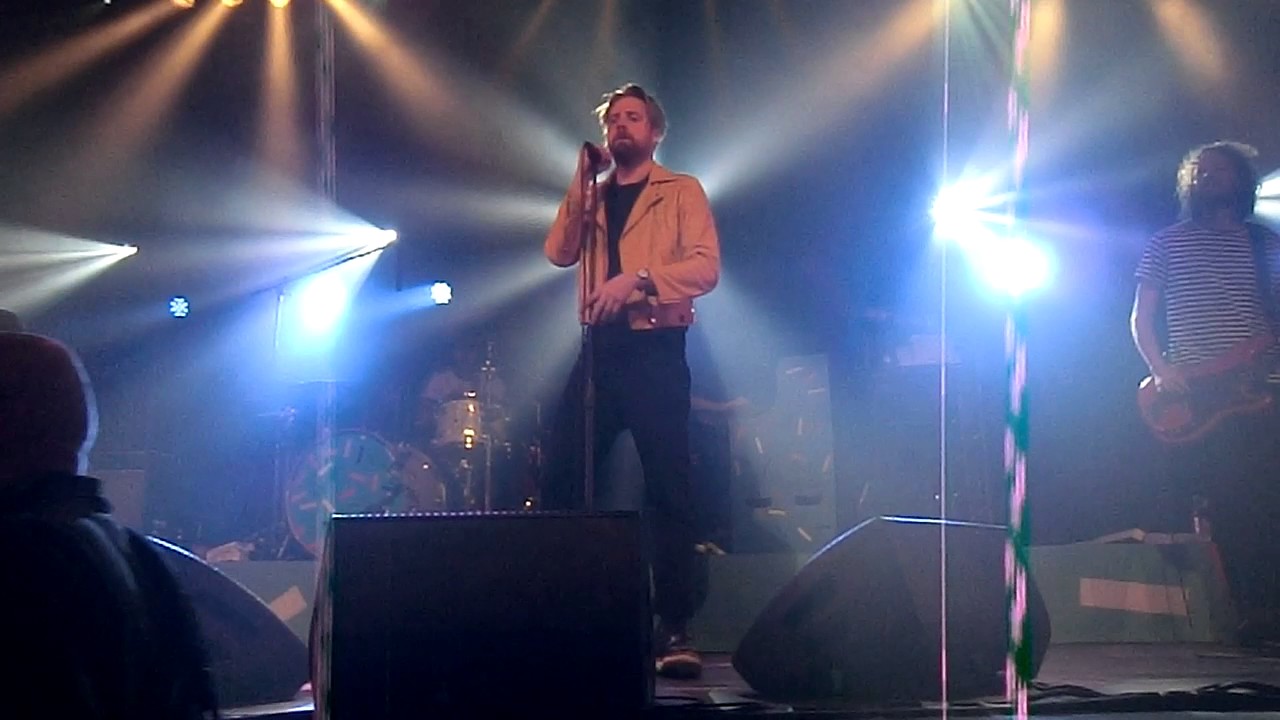 Kaiser Chiefs - We Stay Together @ Muffathalle, München 30/10/16 - YouTube