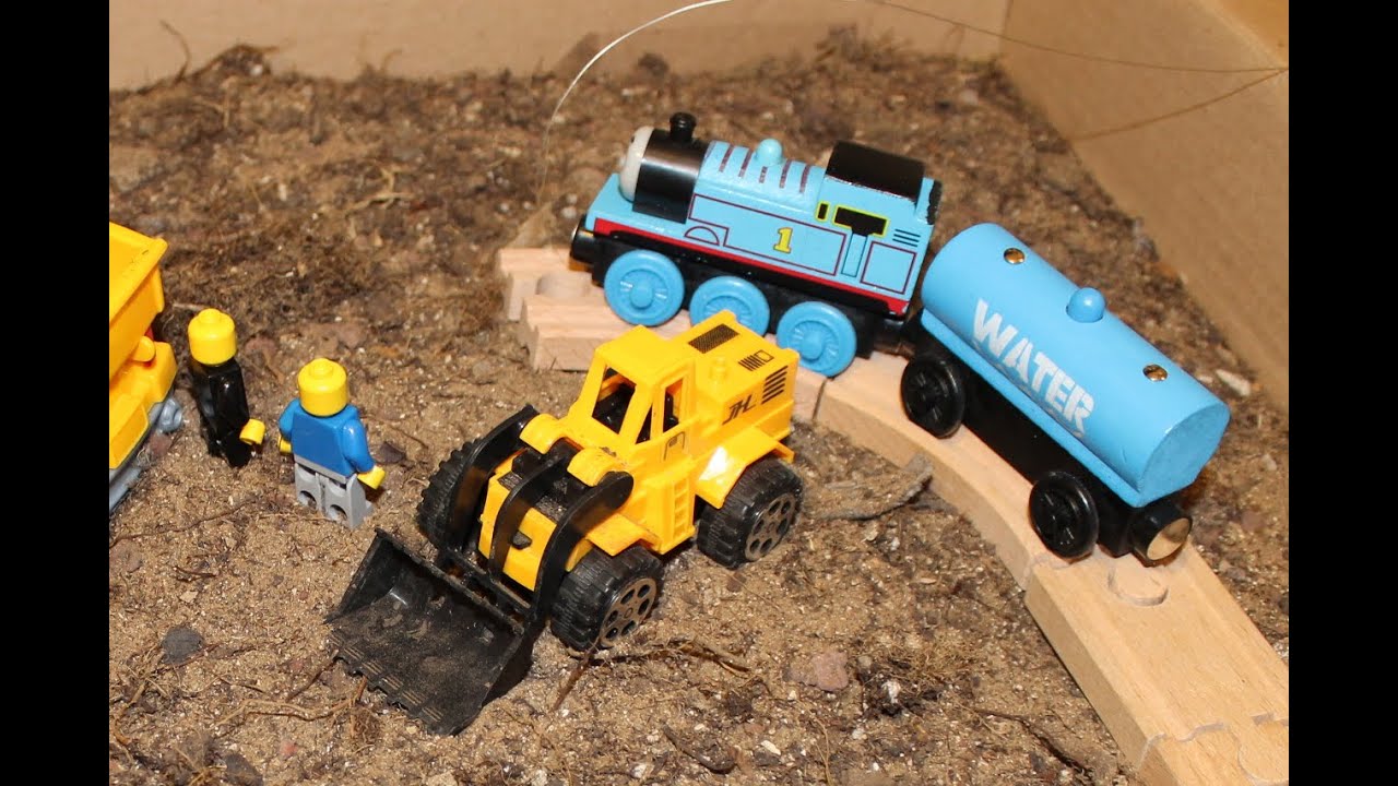 Thomas, Tractor, Truck, Train digging dirt for kids (with surprise ...