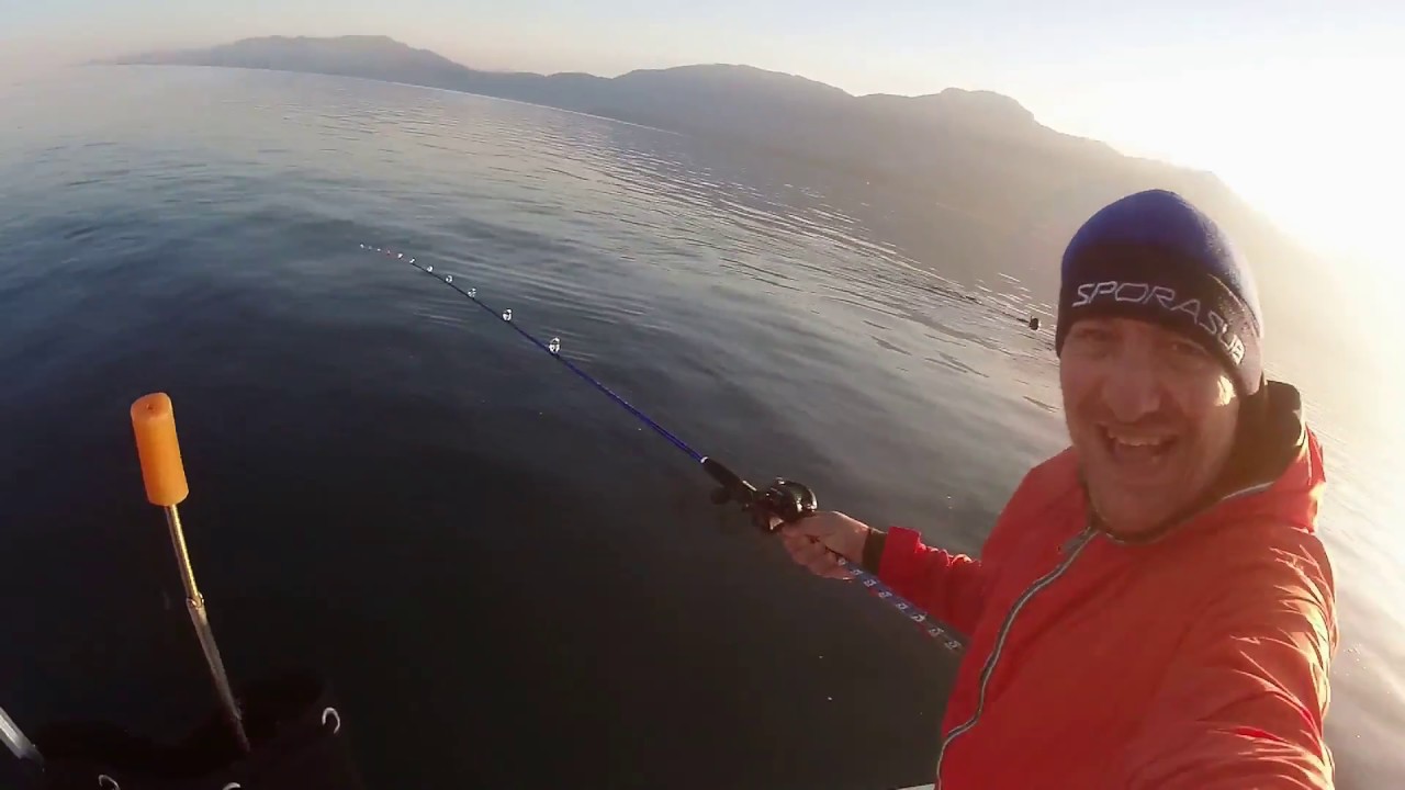 ψαρεμα spinning & jigging απο το φουσκωτο 6 1 2018 - YouTube