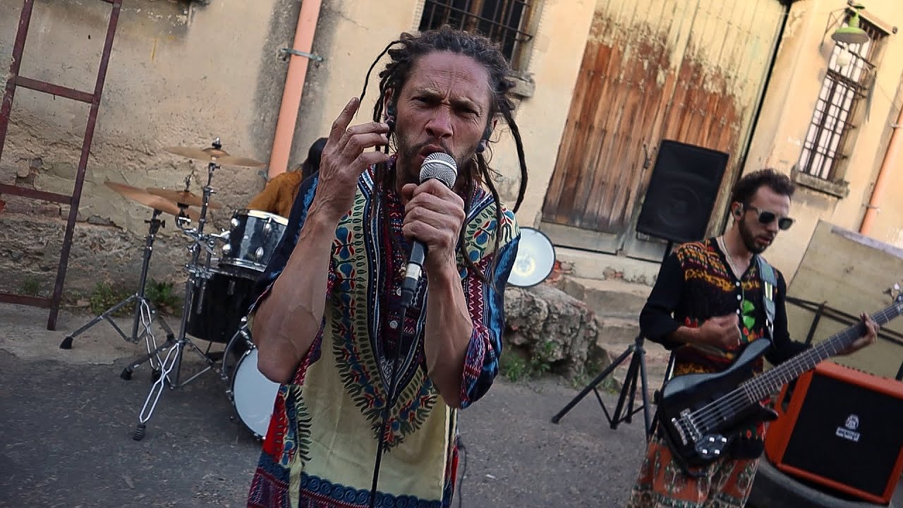 Soulterra - El Planeta Es Mi Casa (Video Oficial) - YouTube