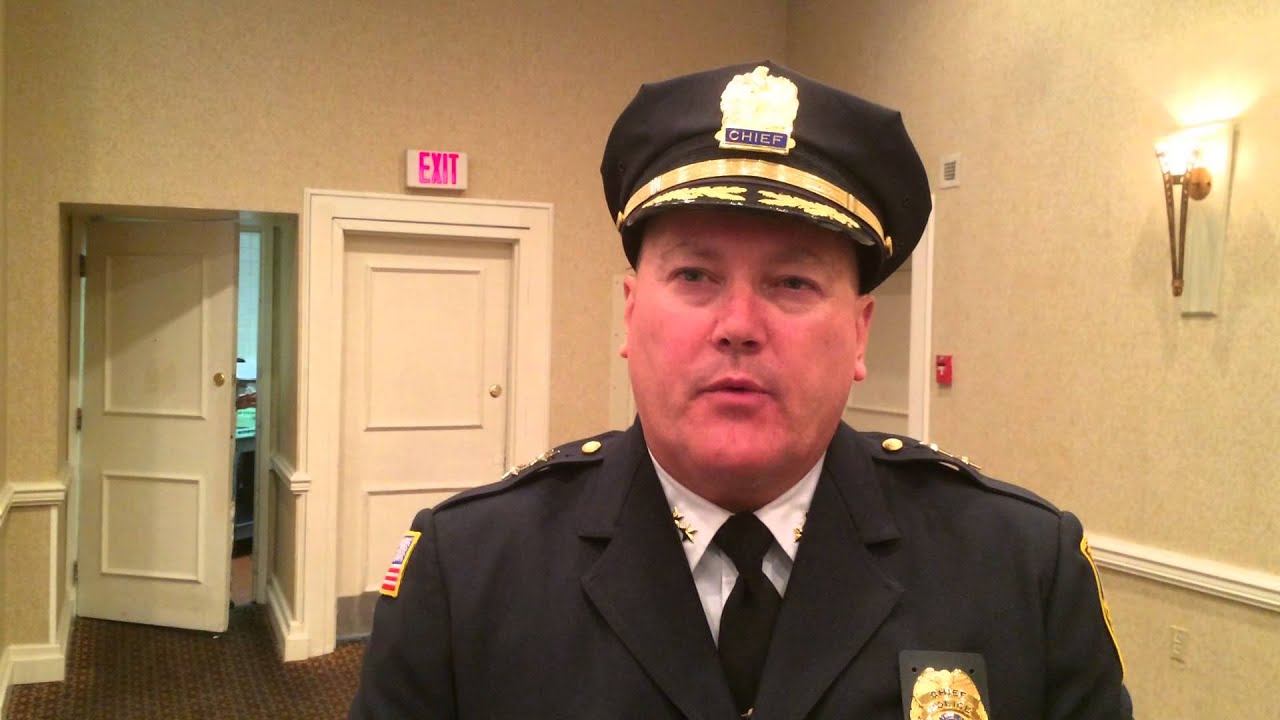 Utica Police Chief Mark Williams At UPD Awards Ceremony - YouTube