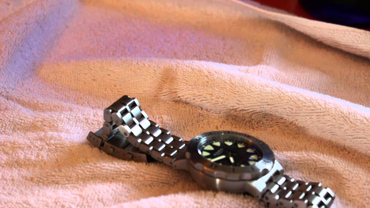 Ashamed of Your Gonzo Watch? - YouTube