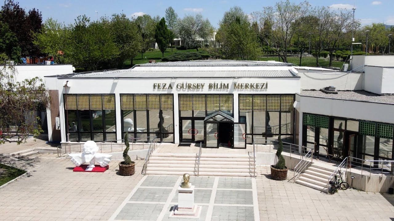 "Feza Gürsey Bilim Merkezi'nde Bir Gün" - YouTube