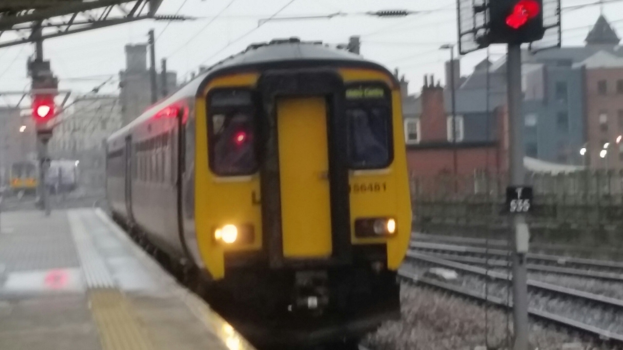 156481 - Arriva Northern 156481 Dunston to Metrocentre - YouTube