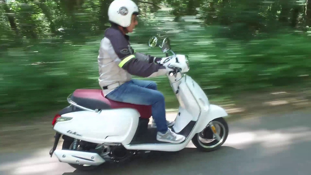 TEST DRIVE KYMCO LIKE 150 i - YouTube