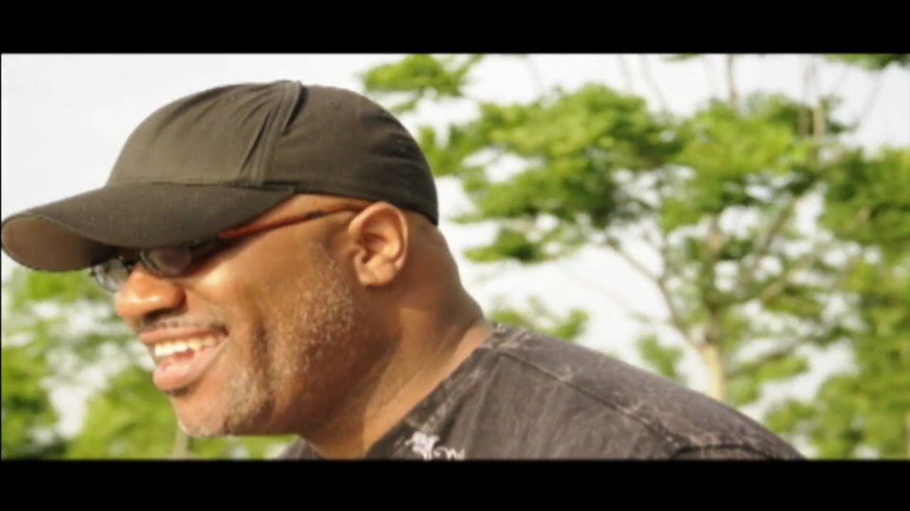 ROBERT WARMACK TAKE A WALK WITH JESUS - YouTube