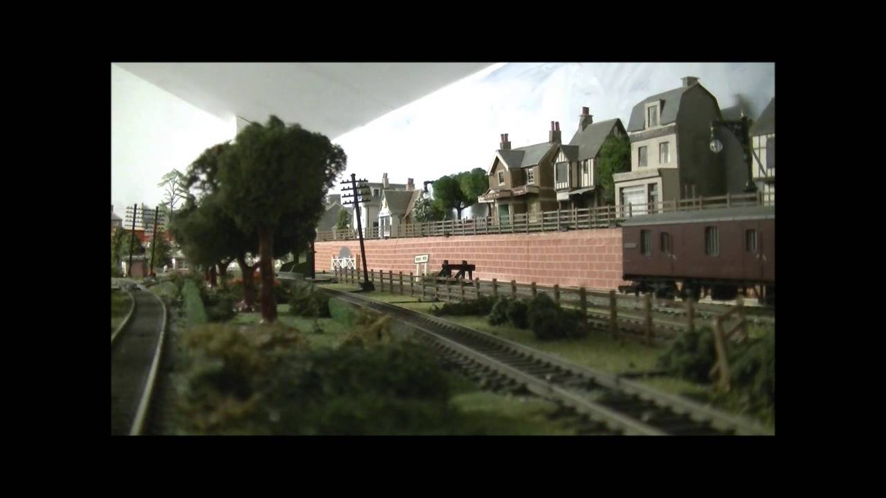 00 Gauge Model Railway - Trainspotting on the S&D, Ep.10 - YouTube