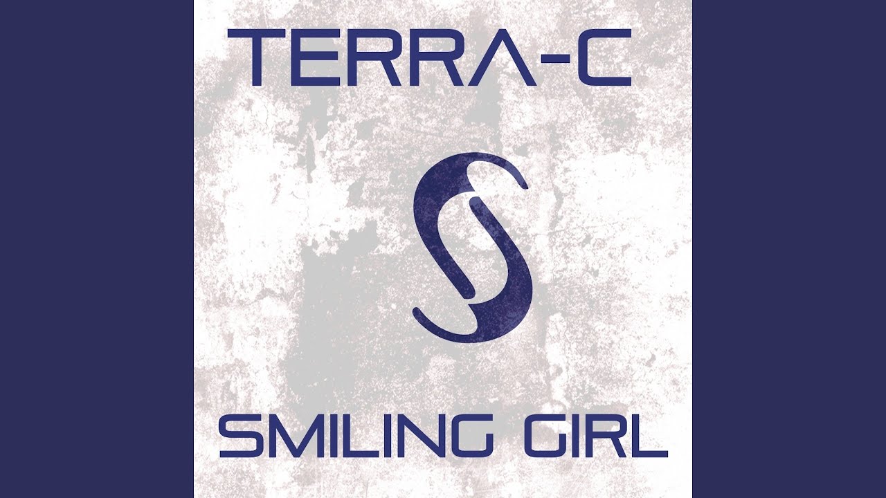 Smiling Girl - YouTube