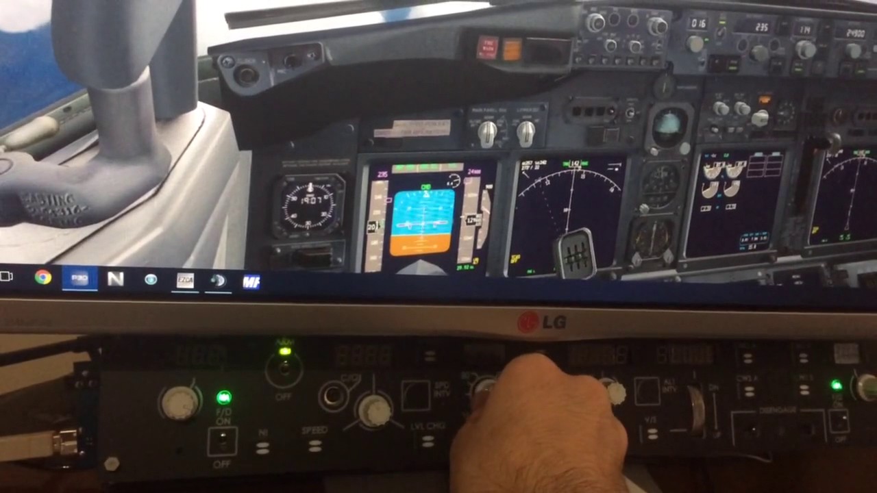 MCP Boeing 737 - YouTube