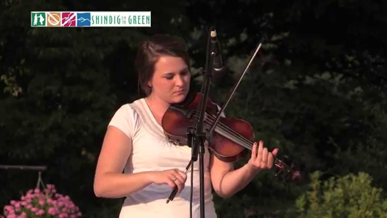 Lillie Rogers & Friends at Shindig on the Green - YouTube