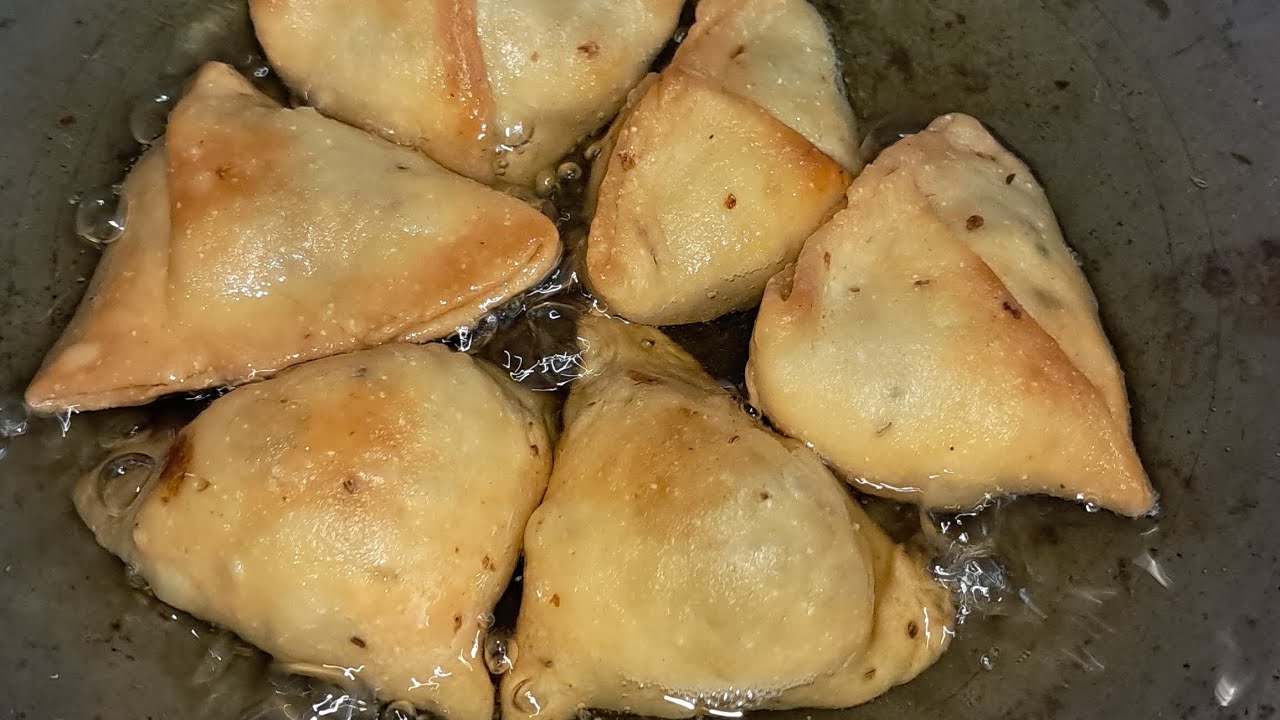 Halwai wale Samose Ghar pe hi banaye.full recipe - YouTube
