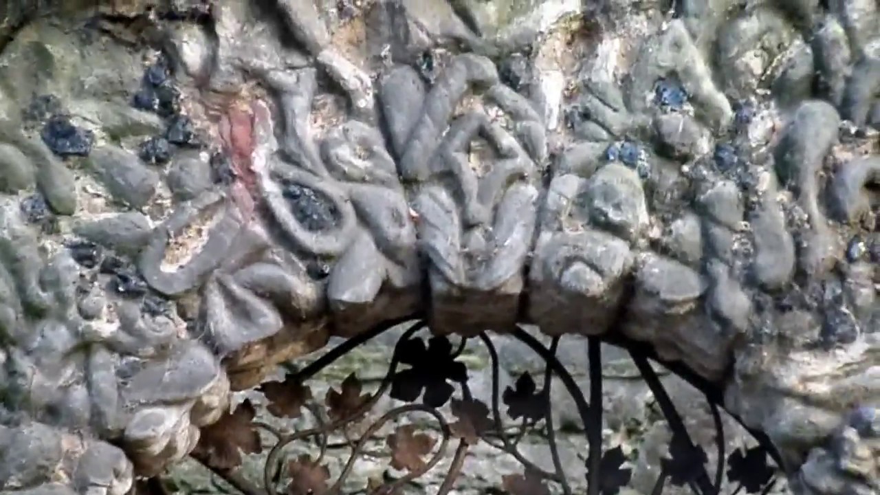 The Newhailes Shell Grotto, Musselburgh - YouTube