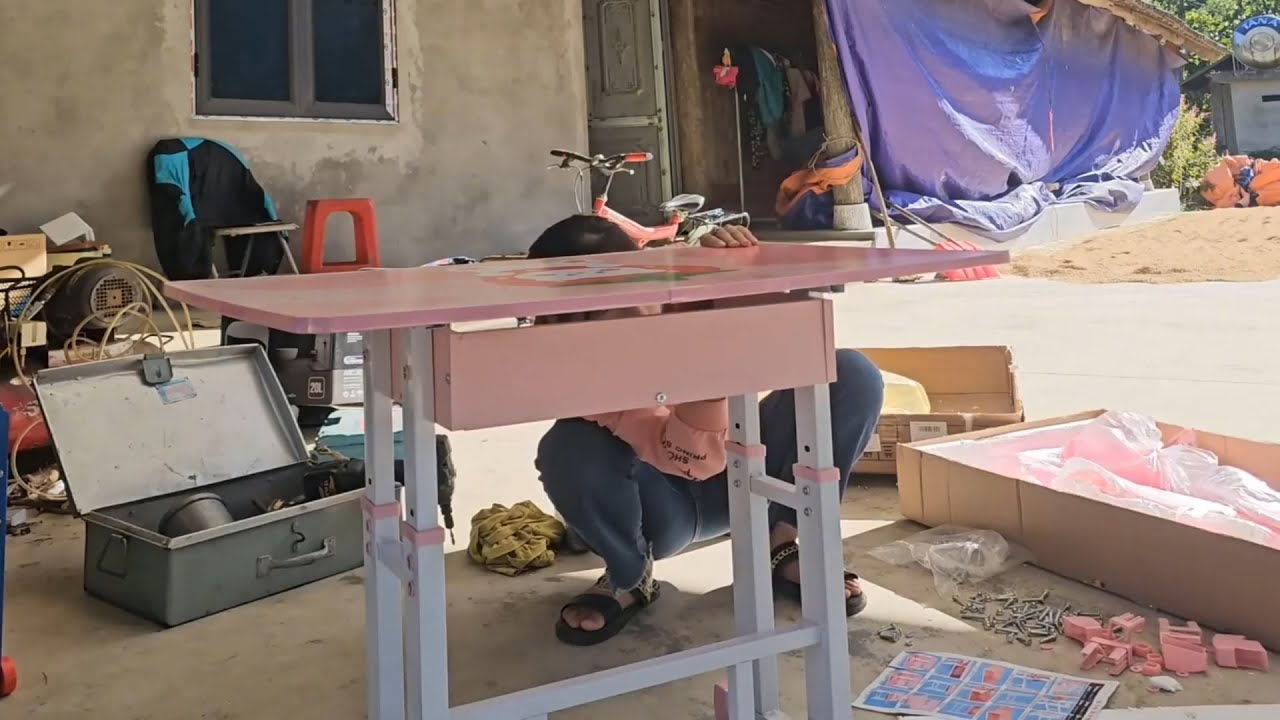 Full Restoration and perfectly assembled the desk for her neighbor ...