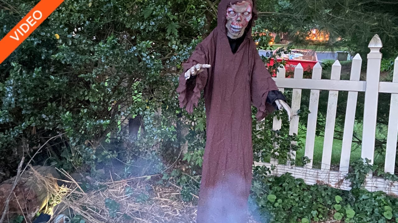 Static zombie prop demo - YouTube