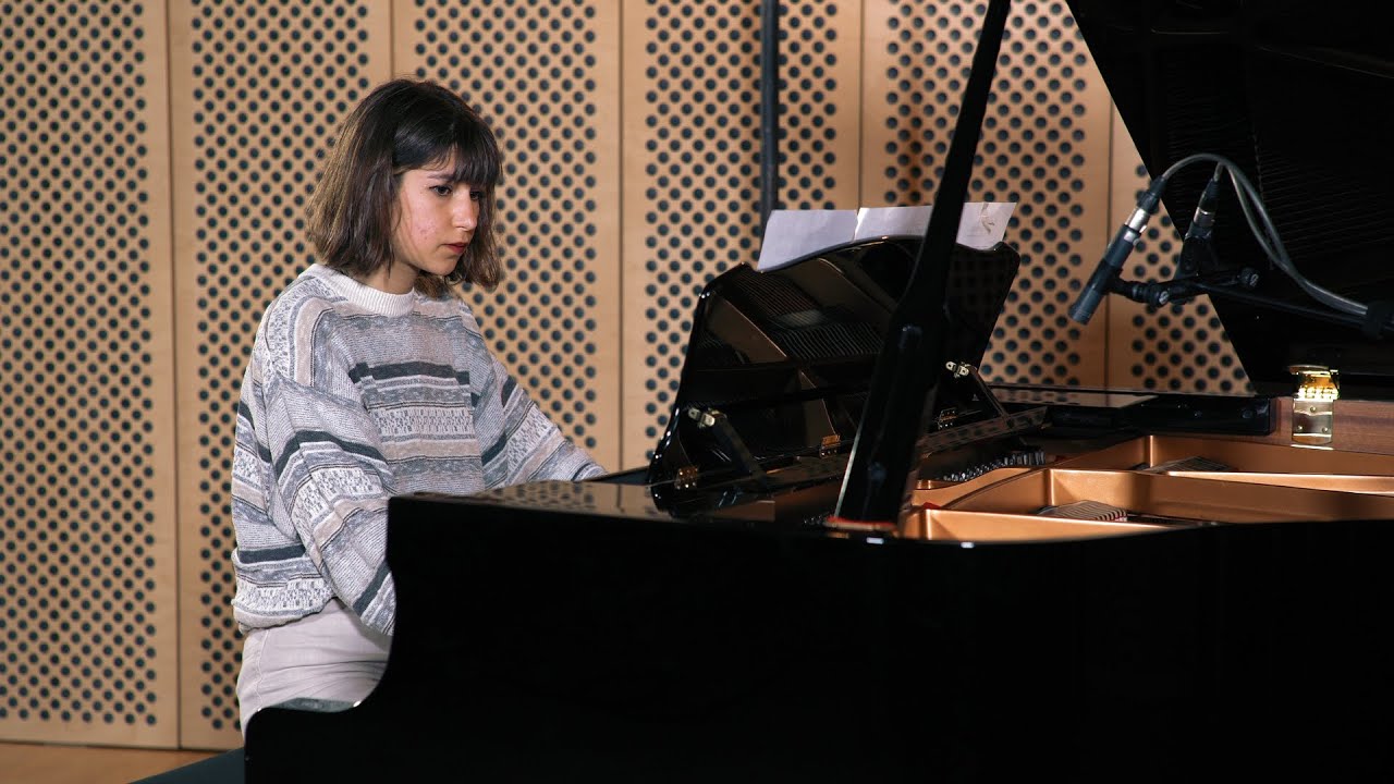 Emma Bourgeois - Scène ouverte musique classique - YouTube