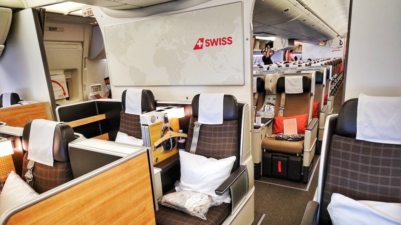 SWISS 777 Business Class | LX177 Singapore to Zurich - YouTube