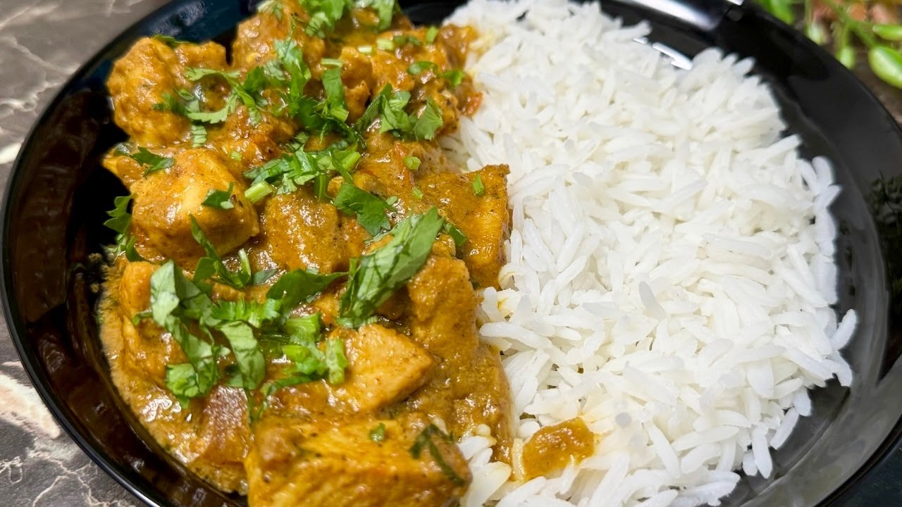 This Coconut Creamy Chicken Curry Has An Unbeatable combination Of ...