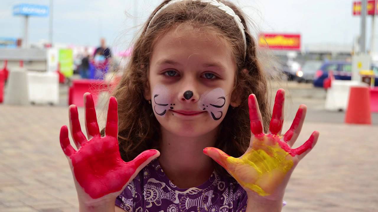 Reckitt Beckiser Caravana Vanish Summer Truck - YouTube