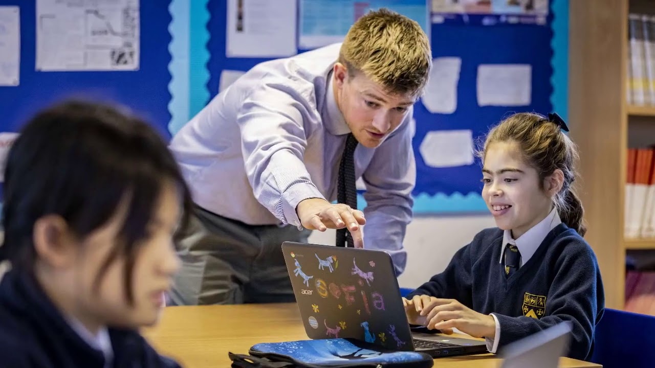 Handcross Park Virtual Tour - YouTube