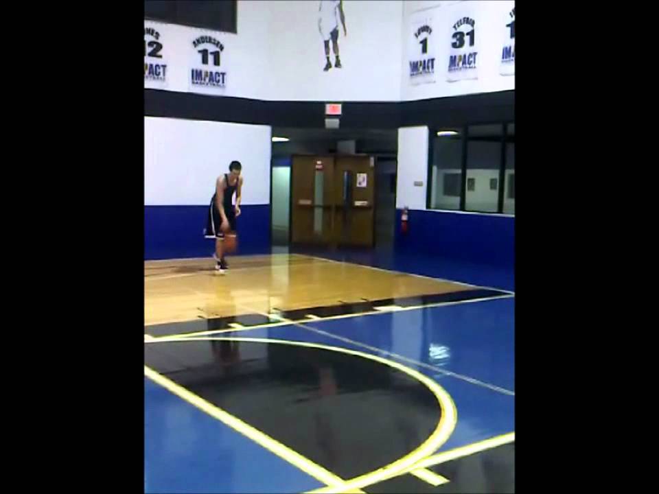 white guy dunking - YouTube